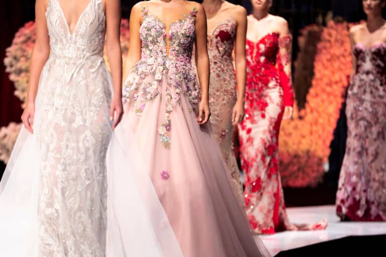 Traditional Clothing from France: Unravel Sophistication